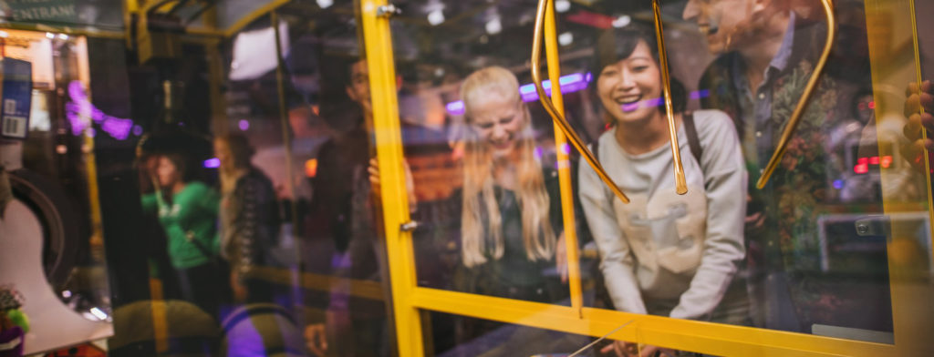 Custom Claw Machine Rentals - Innovative Vending Solutions