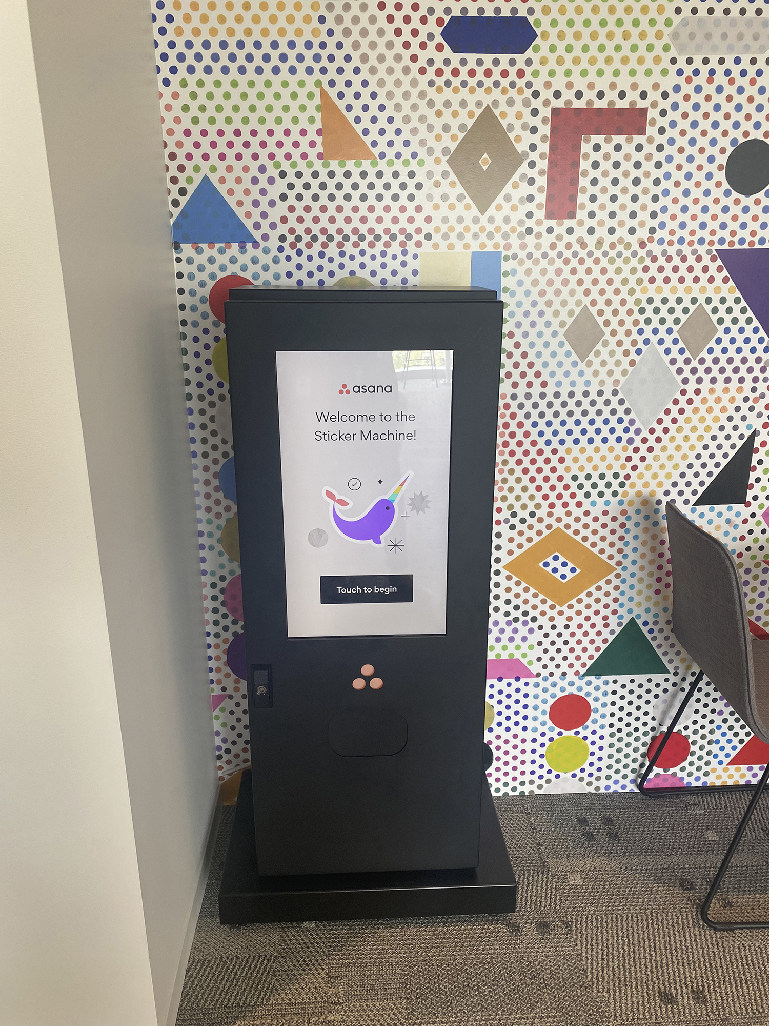 Custom Sticker Vending Machine - Innovative Vending Solutions