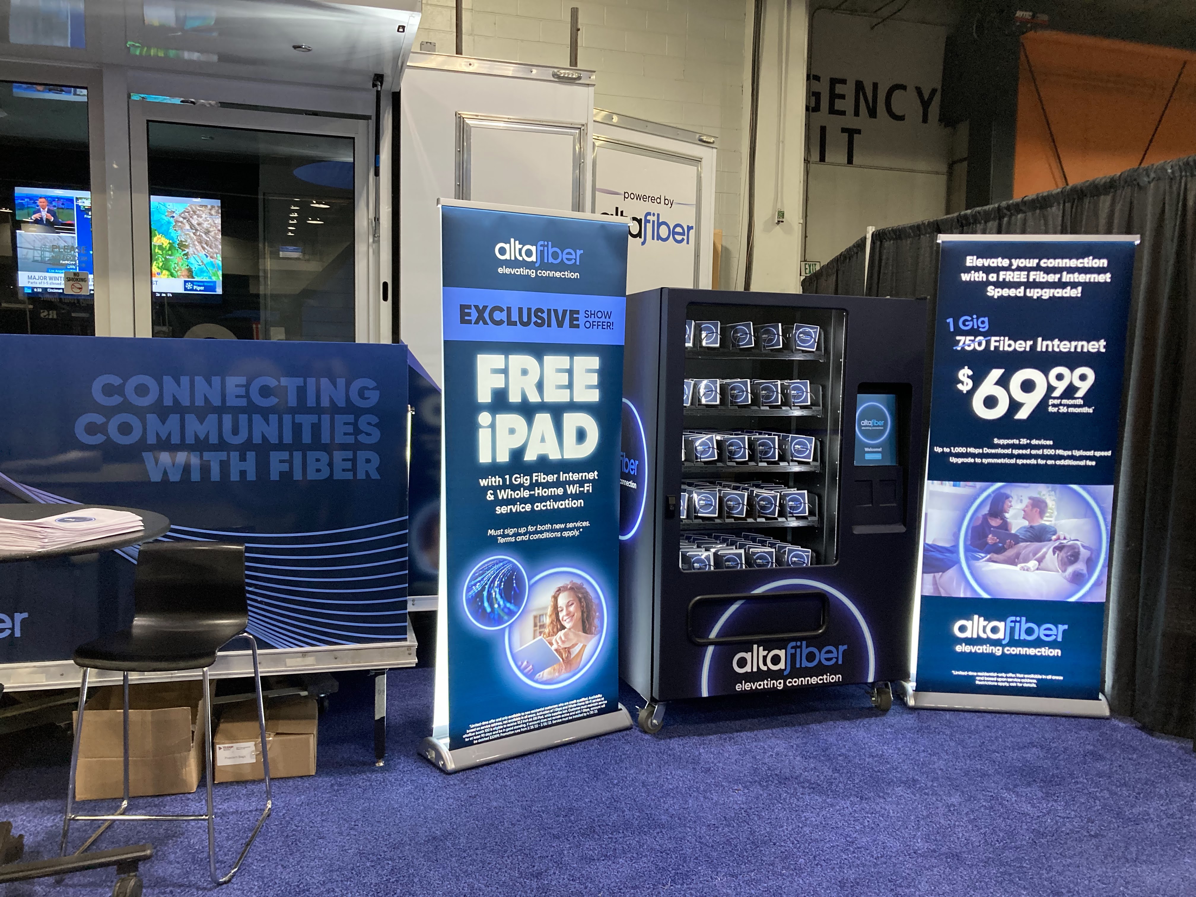 "5 Reasons to Use Swag Vending Machines for Your Next Trade Show Event ...